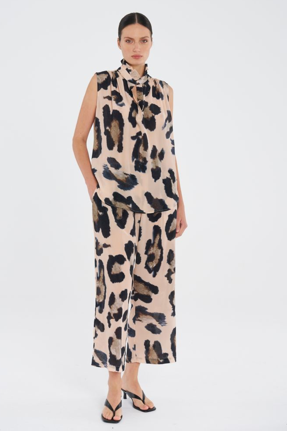 Mela Purdie Frill Neck Tank | Blurr Print Silk – Labels By The Bay